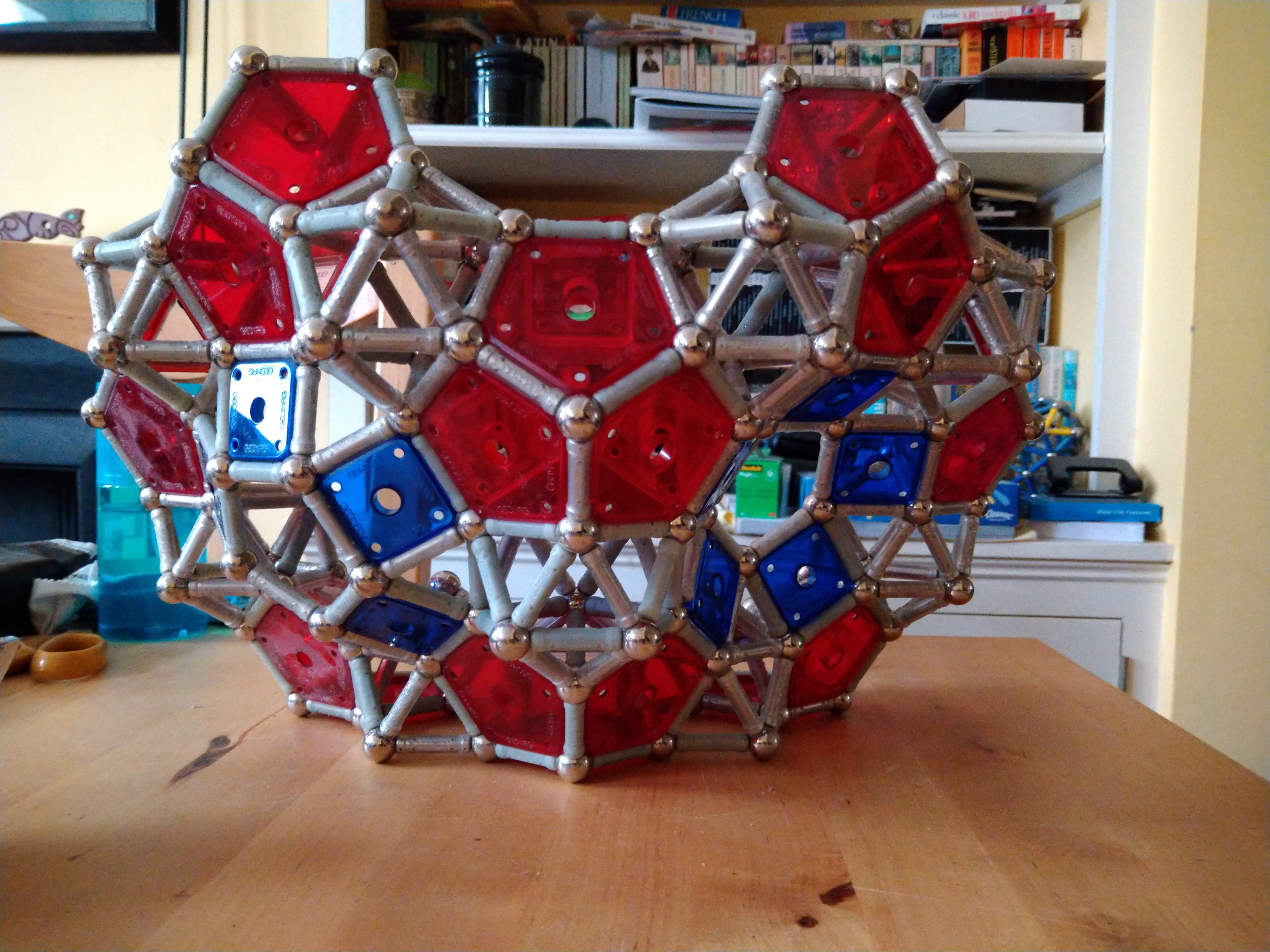 Hedron App (@hedron@mathstodon.xyz) - Mathstodon